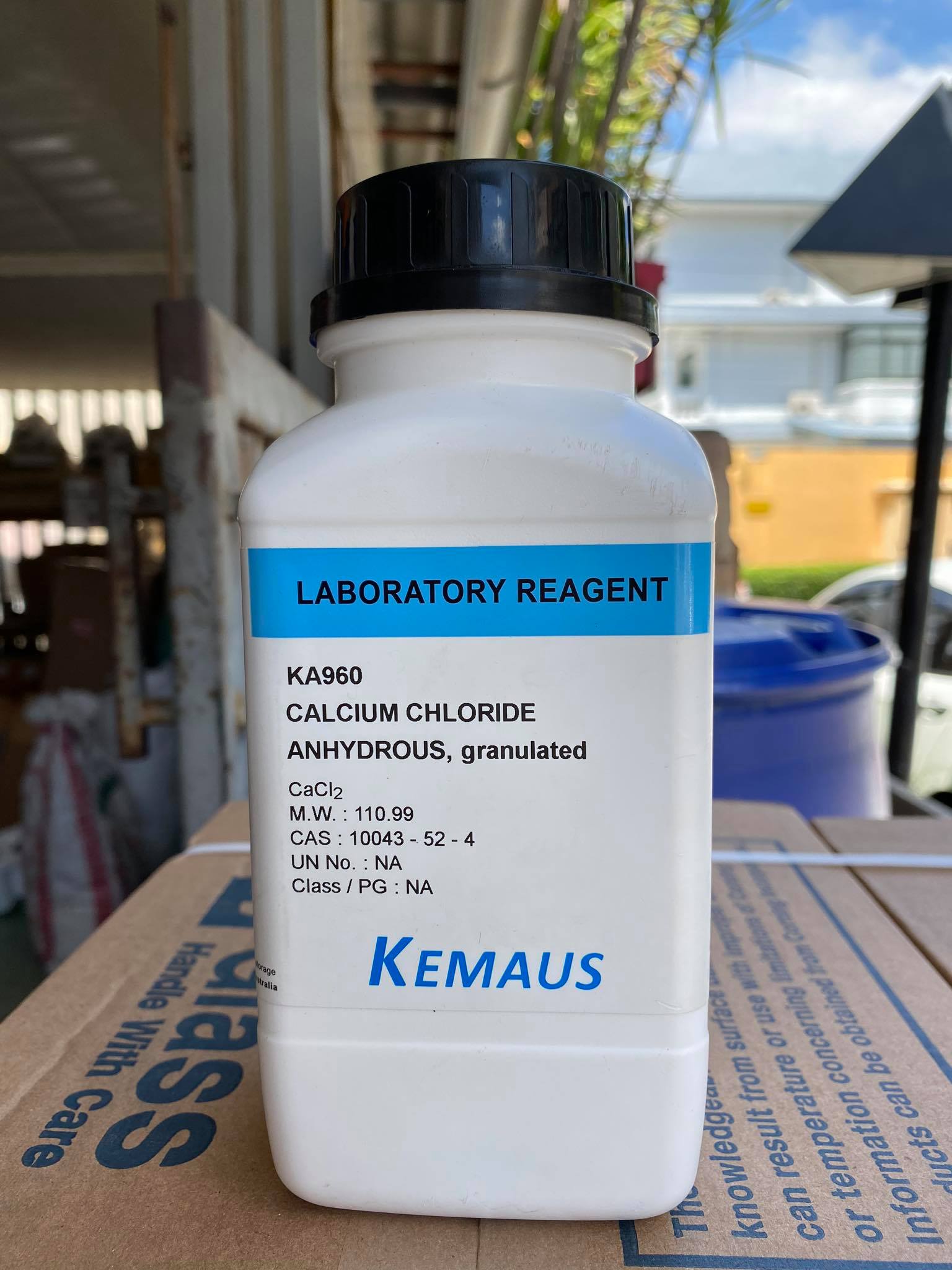 Calcium chloride anhydrous 97% Lab.grade (500 กรัม/ขวด) ยี่ห้อ KemAus, Australia - แล็ป วัลเล่ย์ ...