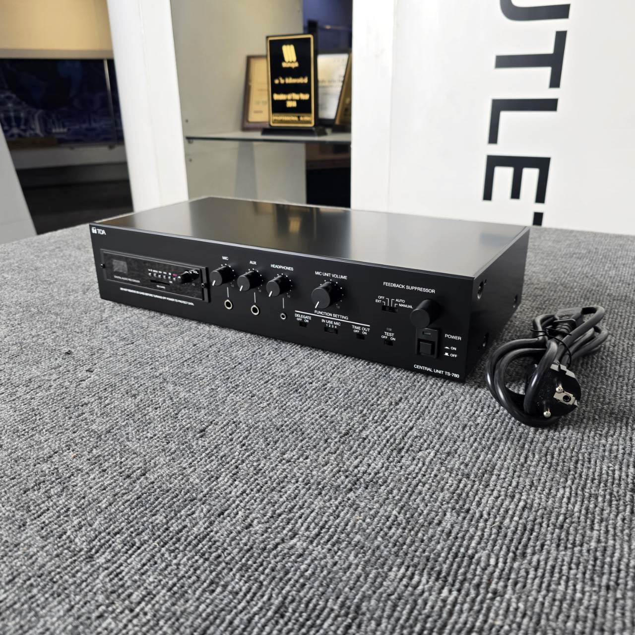 TOA TS-780 CENTRAL UNIT เครื่องควบคุมและจ่ายไฟ ชุดไมค์ประชุม โตอะ TS 780 TS780 เอไอ-ไพศาล - เอไอ ...