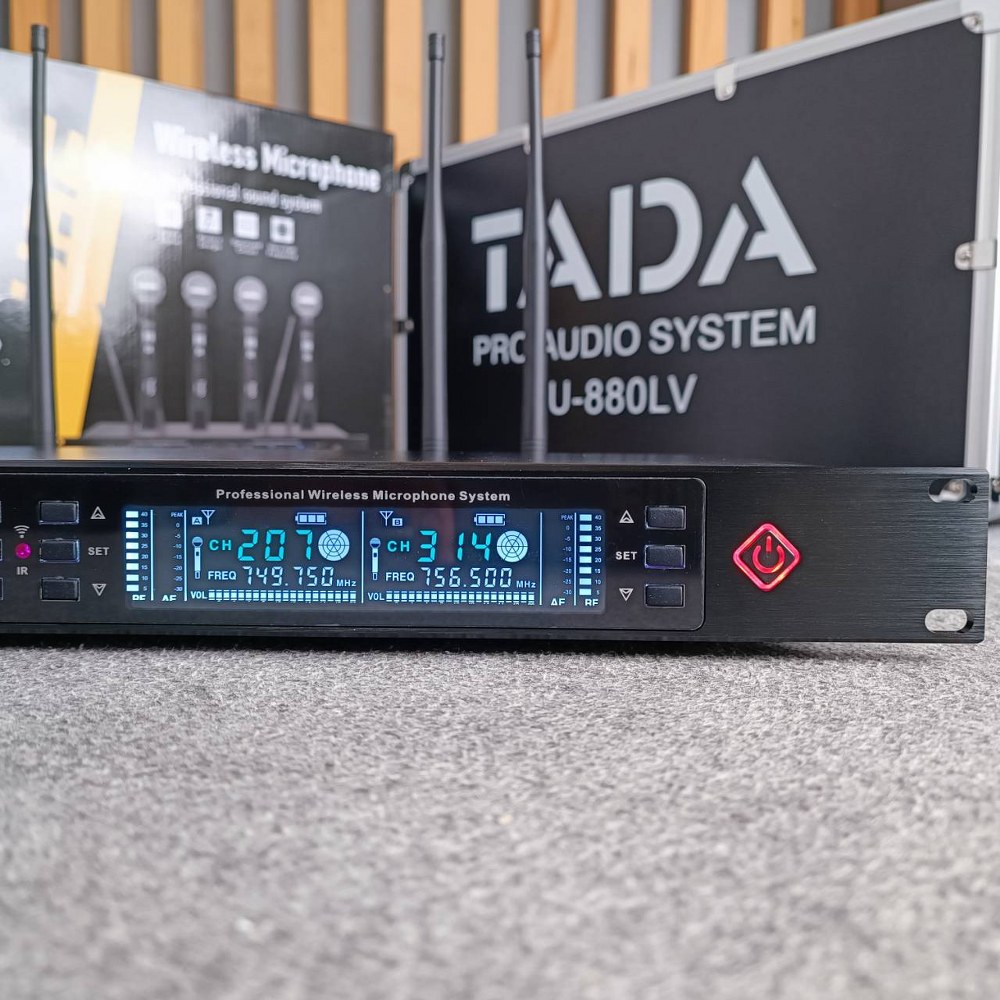 TADA U-880LV ไมค์ลอย 4ด้าม ไมค์ลอยมือถือคู่UHF มีกระเป๋า ไมค์ลอย ไมค์คาราโอเกะ WIRELESS ...