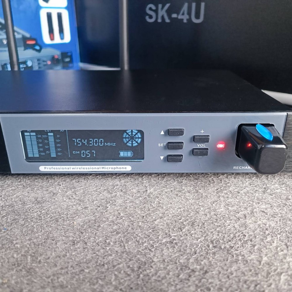SOUNDBEST SK-4U ไมค์ลอยคู่ UHF ไมค์ลอยแบบถือ ไมโครโฟน ไมค์ลอย ไมค์ไร้สาย SK 4U SK4U เอไอ-ไพศาล ...