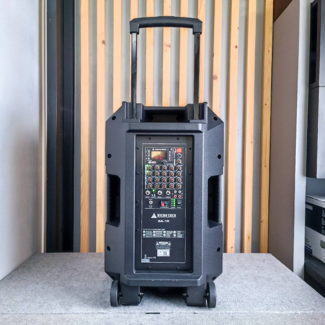 MICROTECH SA-15 ลำโพงล้อลาก ไมค์ลอยUHF ปรับความถี่ได้ ตู้ลำโพง บลูทูธ ...