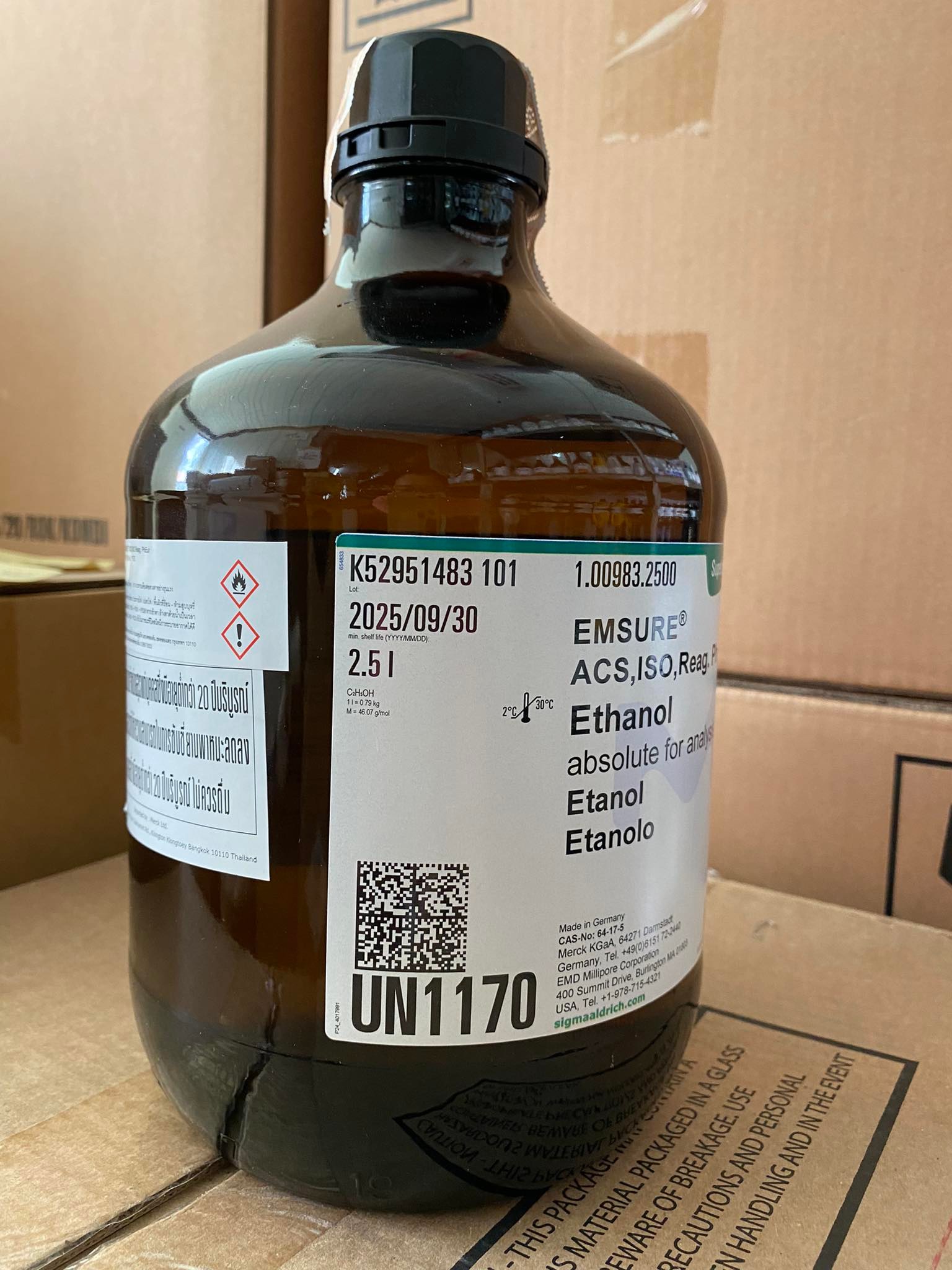 Ethanol absolute (2.5 ลิตร/ขวด) ยี่ห้อ Merck, Germany - แล็ป วัลเล่ย์ | สารเคมี เครื่องแก้ว ...